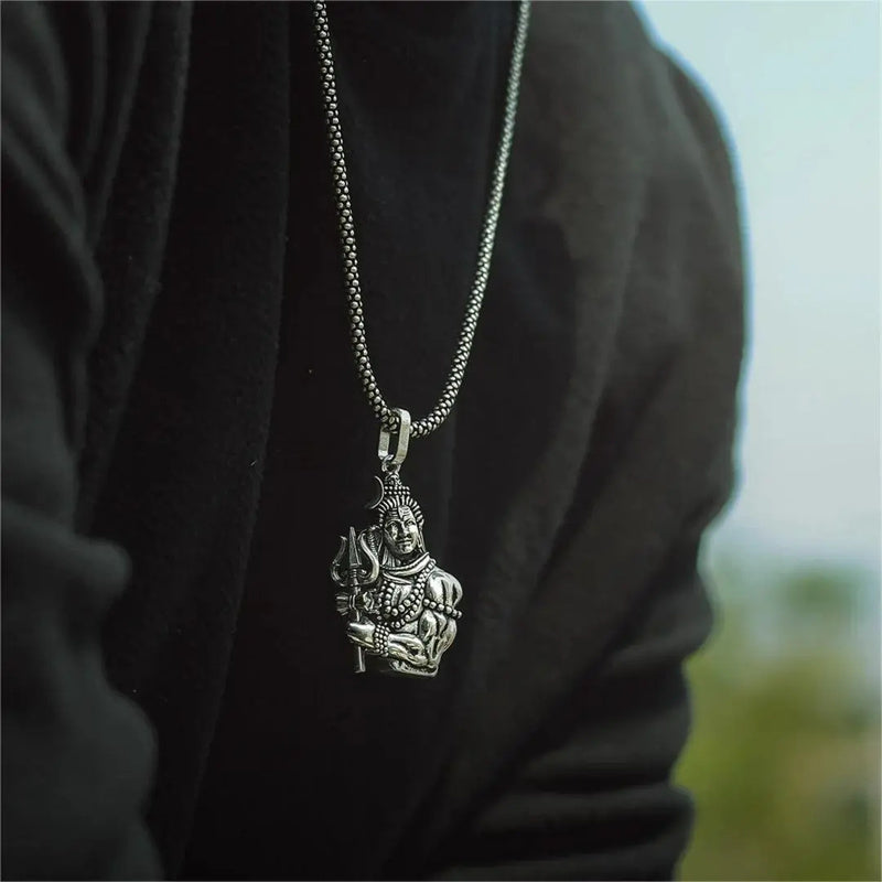 Lord Shiva Pendant With silver Chain– romanticwork