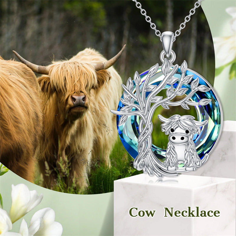Sterling Silver Circle Crystal Highland Cow Pendant Necklace– romanticwork
